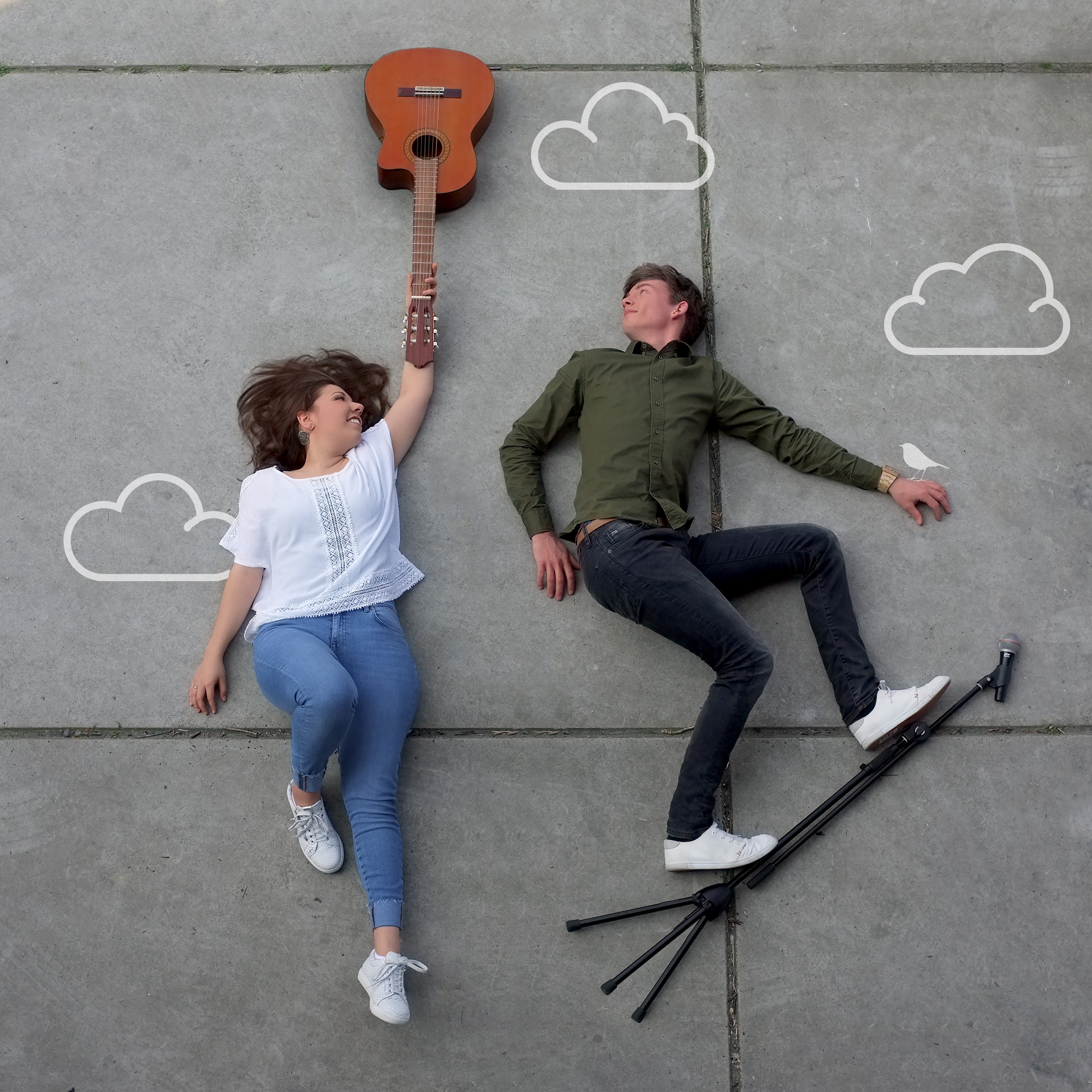 Boek JUNEJULY | Gigstarter