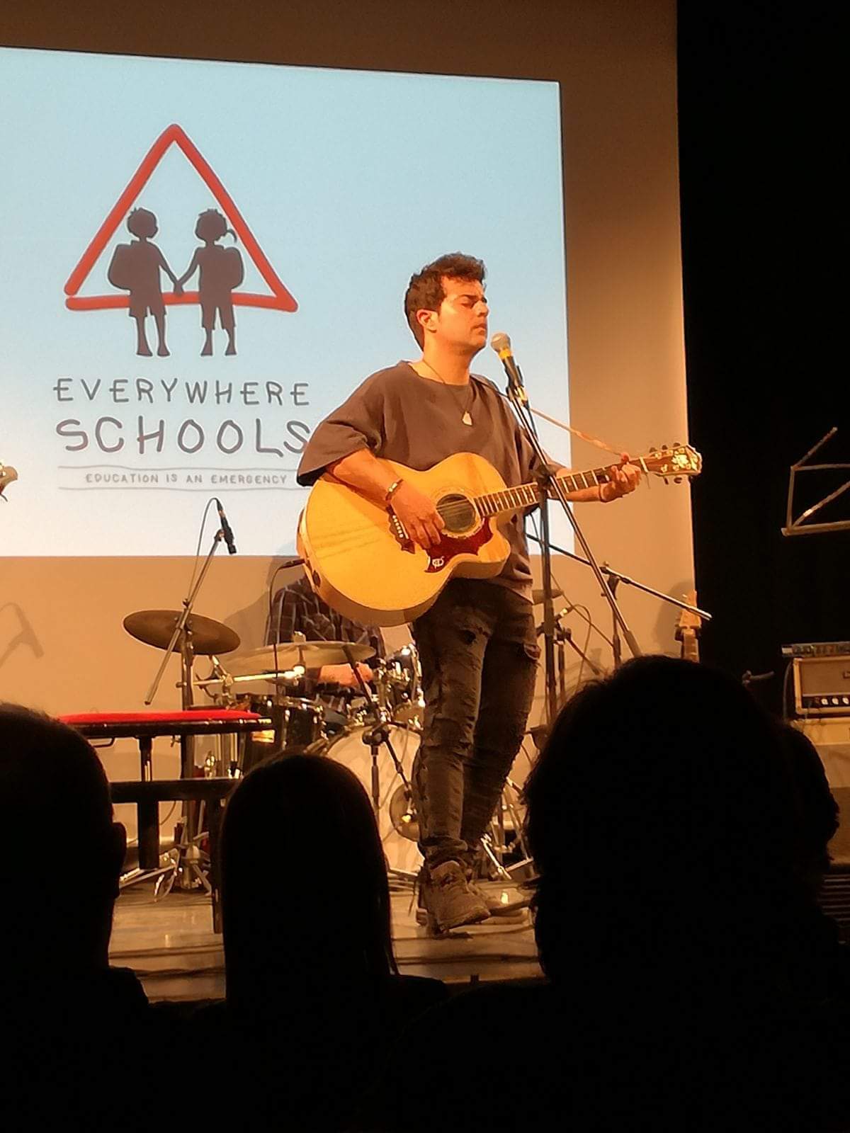 Contratar mario munoz | Gigstarter