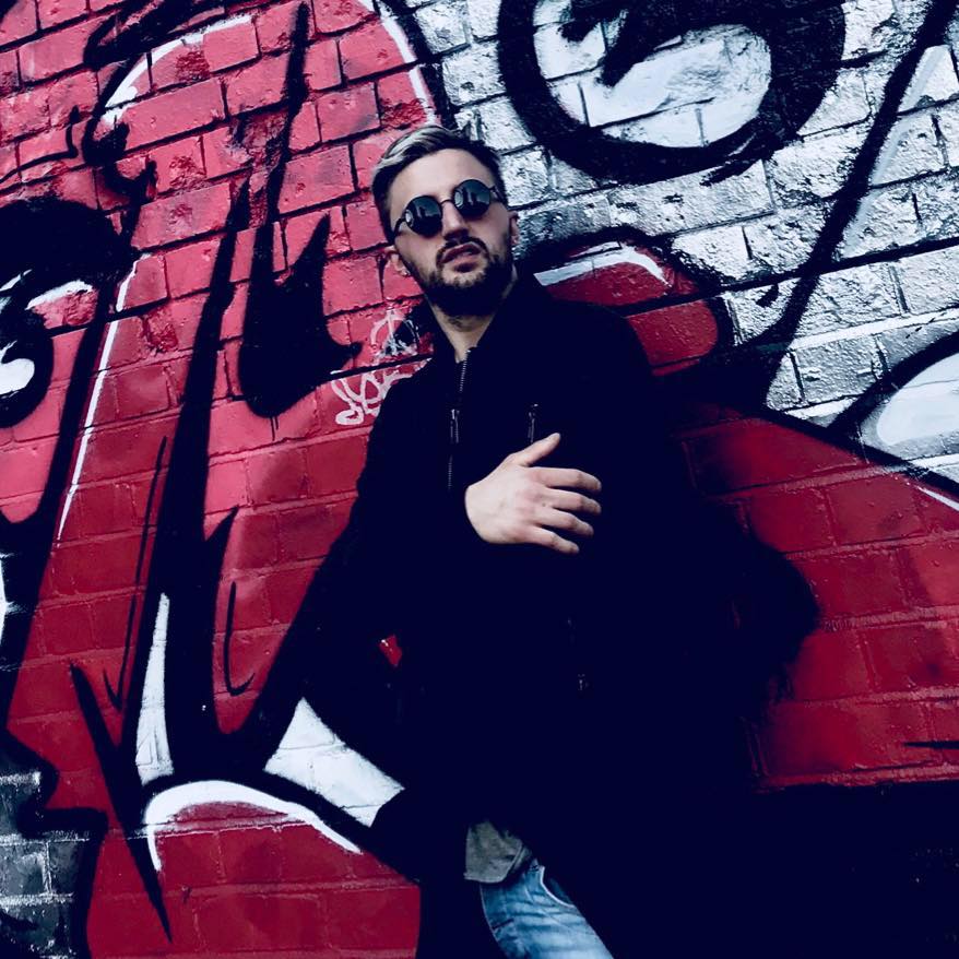 Boek SIMON RIVERA | Gigstarter DJs