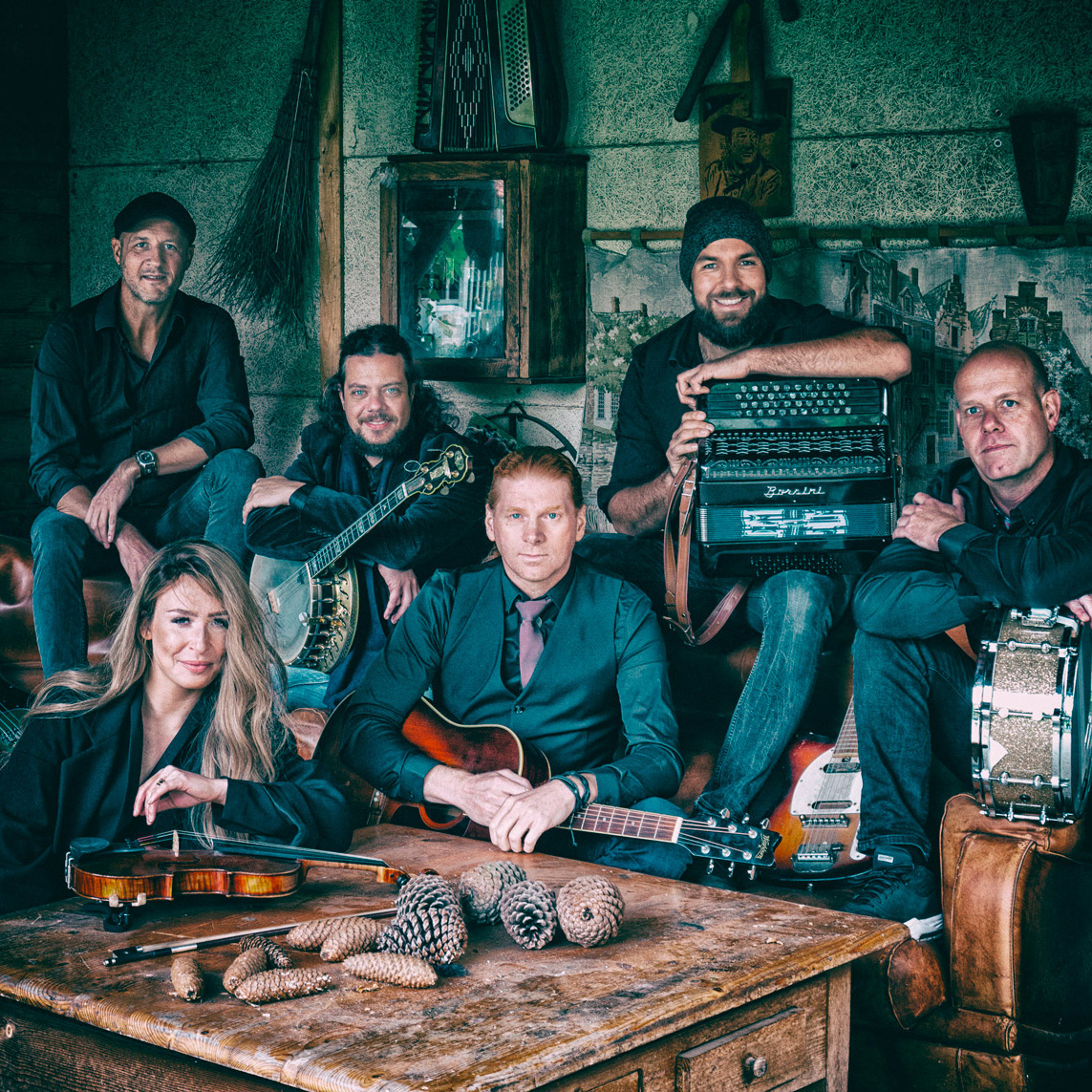 Boek Acting The Maggot | Gigstarter